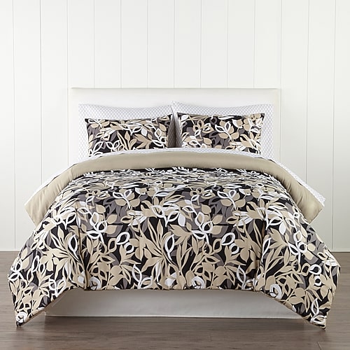 Click here for Home Expressions Casey Leaves Complete Bedding Set... prices