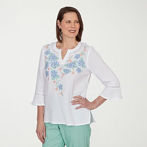 Click here for Alfred Dunner Caribbean Blues Womens Split Crew Ne... prices