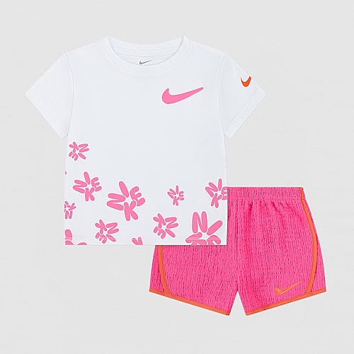 Click here for Nike Girls 4-6X Bold Play Short-Sleeve T-Shirt and... prices