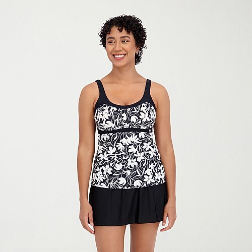 Click here for ZeroXposur Womens Comfort Straps Floral Tankini Sw... prices