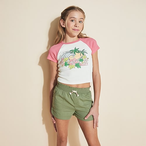 Click here for Roxy Big Kid Girls Pull-On Short  S (7)  Green prices