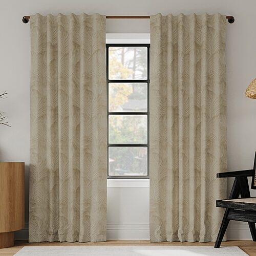 Click here for Coppa Leaf Motif Magnetic Closure 100 Blackout Bac... prices