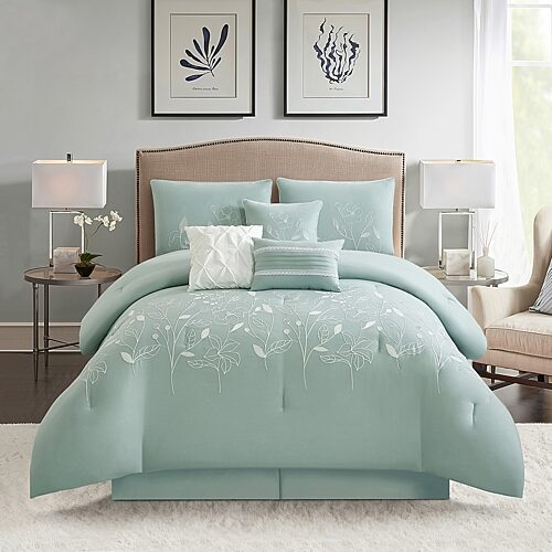 Click here for Stratford Park Safina Floral 7-Pc. Comforter Set... prices