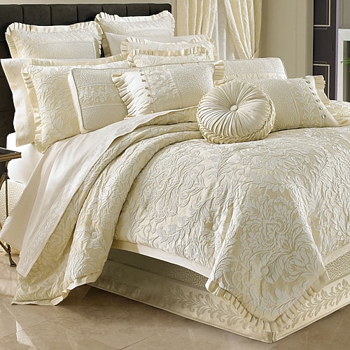 Click here for J Queen New York Marquis 4-Pc. Comforter Set  Quee... prices