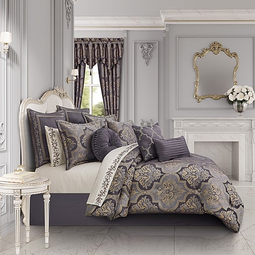 Click here for Five Queens Court Manchester Floral 4-Piece Comfor... prices