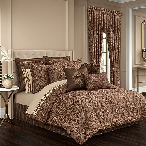 Click here for Five Queens Court Odette Print 4-Pc. Comforter Set... prices