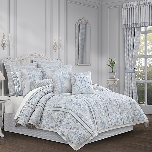 Click here for J Queen New York Boulevard Print 4-Pc. Comforter S... prices
