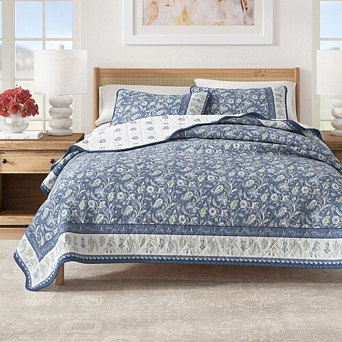 Click here for Linery Bordered Boho Floral Cotton Reversible Quil... prices