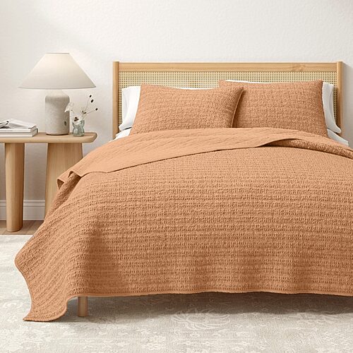Click here for Linery Cotton Waffle Honeycomb Weave 3-pc. Quilt S... prices