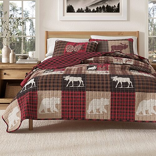 Click here for Linery Rustic Winter Quilt Set  One Size  Red prices