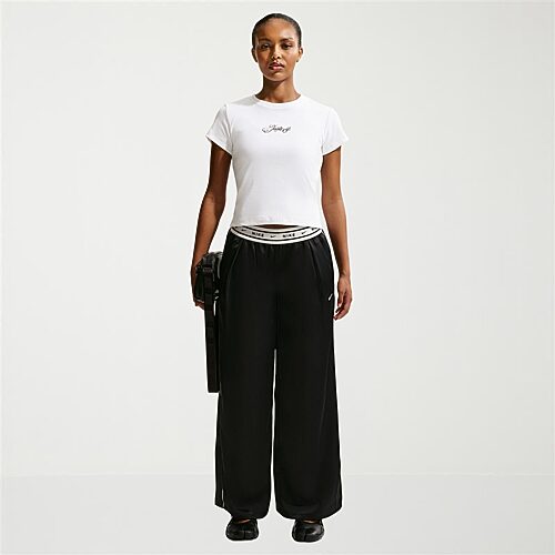 Click here for Nike Sportswear Womens Ribbed Cropped Tee prices