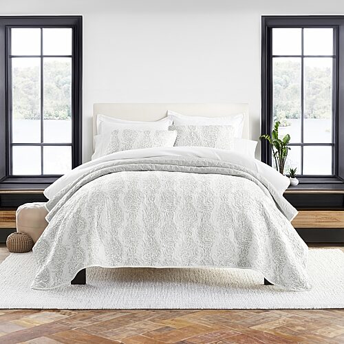 Click here for ienjoy Home Distressed Diamond Reversible 3-Pc. Li... prices