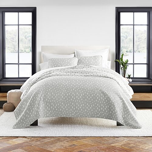 Click here for Casual Comfort Pattern Modern Reversible Quilt Set... prices