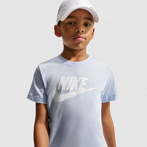 Click here for Nike Big Kids Sportswear Logo Graphic T-Shirt - Hy... prices