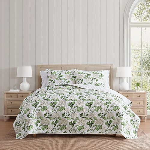 Click here for Martha Stewart Hydrangea Floral Easy Care Quilt Se... prices