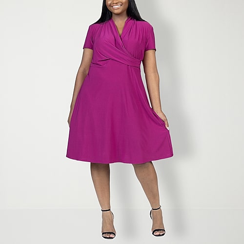 Click here for 24seven Comfort Apparel Plus Size Short Sleeve Rou... prices