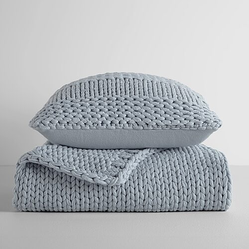 Click here for ienjoy Home Chunky Blanket and Decor Pillow Bundle... prices