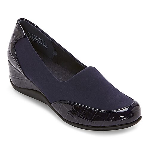 Click here for east 5th Elander Womens Moc Closed Toe Slip-On Sho... prices
