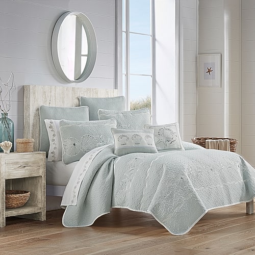 Click here for Royal Court Waters Edge 3-Pc. Quilt Set  King/Cali... prices