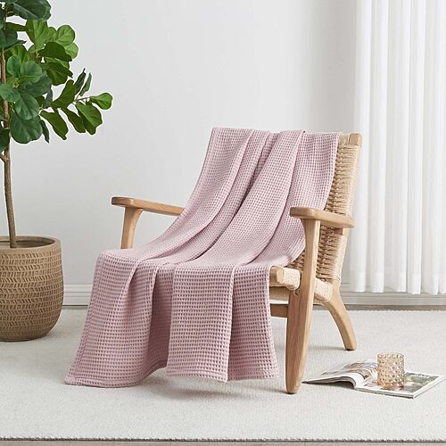 Click here for Patina Vie Maison Cotton Waffle Weave Washable Rev... prices