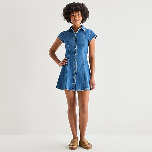 Click here for Arizona Womens Juniors Short Sleeve Skater Dress... prices