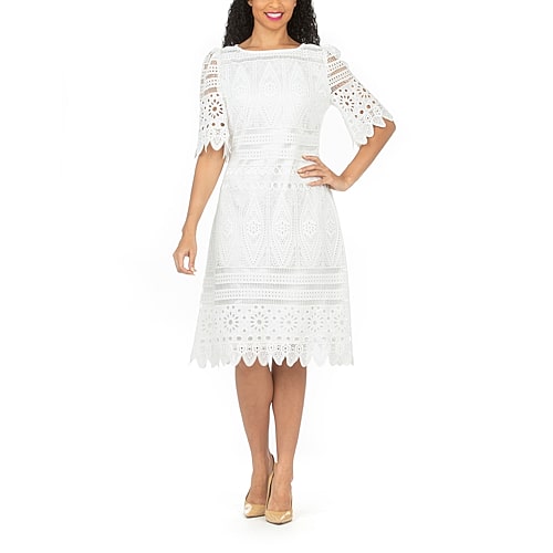 Click here for Giovanna Signature Womens Plus Midi Boat Neck Shor... prices