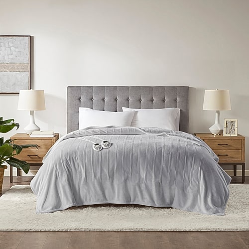 Click here for Serta Plush Soft Heated Electric Blanket  One Size... prices