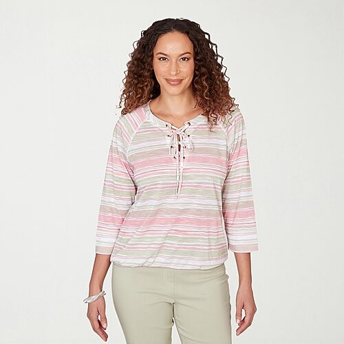 Click here for Womens Hearts of Palm Bloom Service Tie Neck Strip... prices