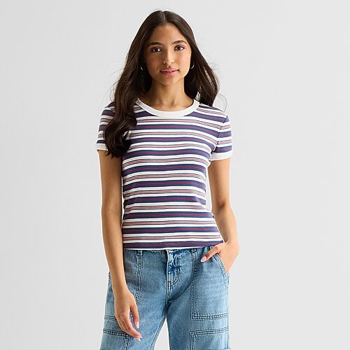Click here for Arizona Womens Juniors Crew Neck Short Sleeve T-Sh... prices