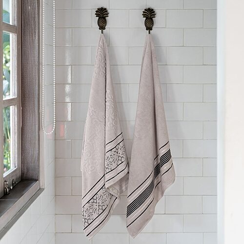 Click here for SUPERIOR Sadie Zero Twist Jacquard Solid Cotton 2-... prices