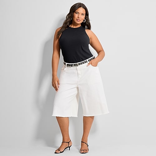 Click here for Ashley Graham Womens Plus Baggy Short  28w  White prices
