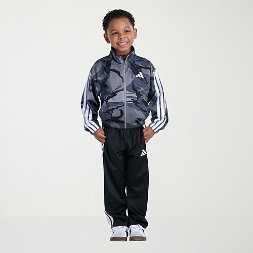 Click here for adidas Little Boys 2-pc. Logo Track Suit  6  Black prices
