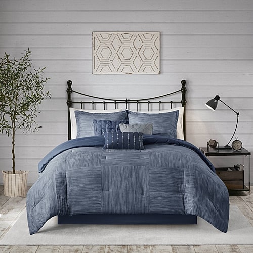 Click here for Madison Park Walter Seersucker 7-Pc. Comforter Set... prices