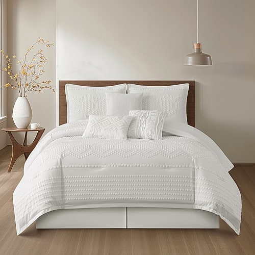 Click here for Stratford Park Waverly Geometric 7-Pc. Comforter S... prices