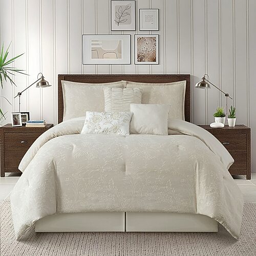 Click here for Stratford Park Beilee Patchwork 7-Pc. Comforter Se... prices