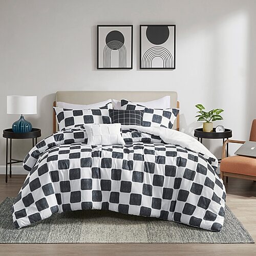 Click here for Intelligent Design Miley Checkered 4-Pc. Comforter... prices