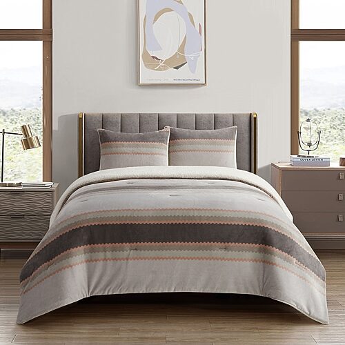 Click here for Stratford Park Briar Sherpa 3-Pc. Comforter Set  Q... prices