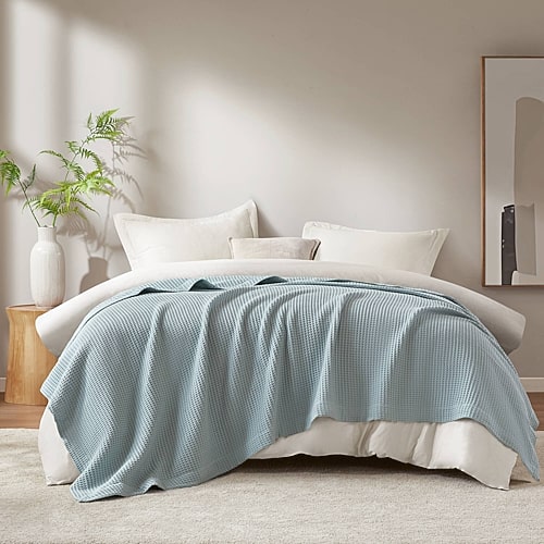 Click here for Madison Park Waffle Weave Cotton Blanket  King - A... prices