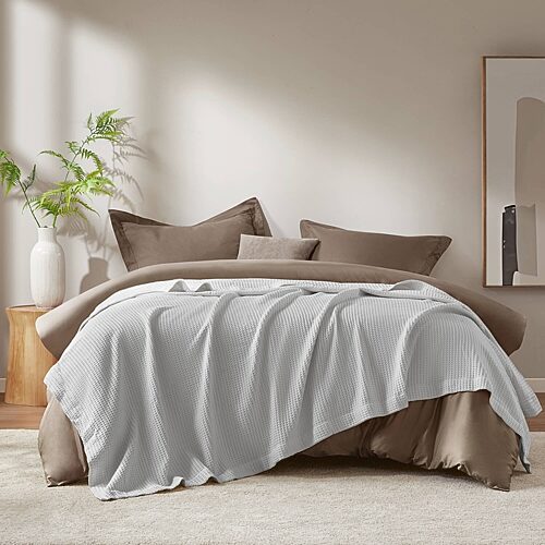 Click here for Madison Park Waffle Weave Cotton Blanket  King - G... prices