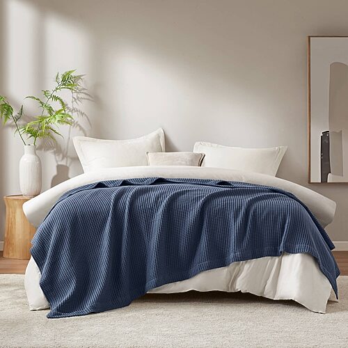 Click here for Madison Park Waffle Weave Cotton Lightweight Blank... prices