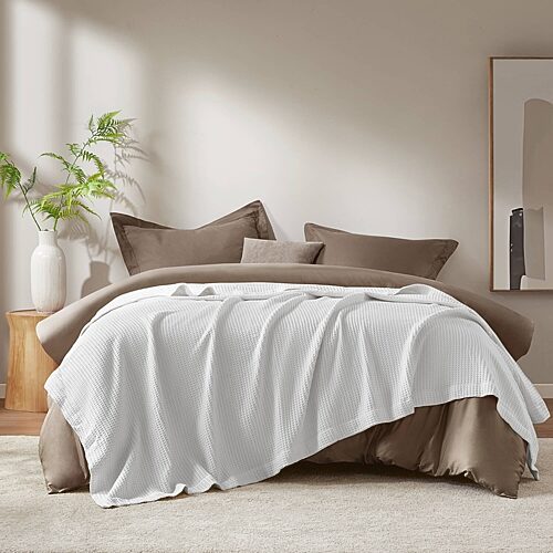 Click here for Madison Park Waffle Weave Cotton Blanket  King - W... prices
