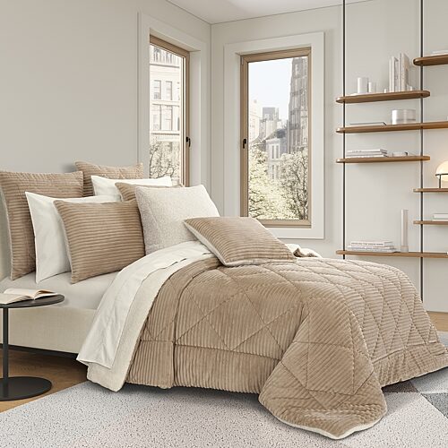 Click here for J Queen New York Everett Plush 3-Pc. Comforter Set... prices