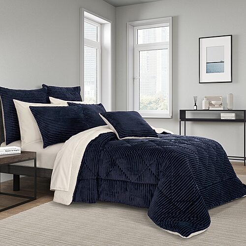 Click here for J Queen New York Everett Plush 3-Pc. Comforter Set... prices