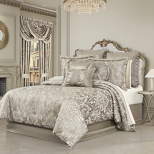 Click here for J Queen New York Brunello 4-Pc. Comforter Set  Que... prices