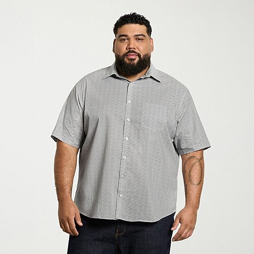 Click here for Van Heusen Everyday Defense Stain Shield Mens Shor... prices