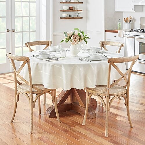 Threadmade Elegance Plaid Tablecloth