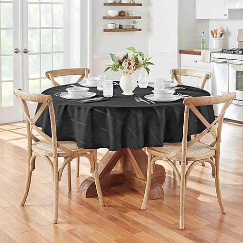 Threadmade Elegance Plaid Tablecloth