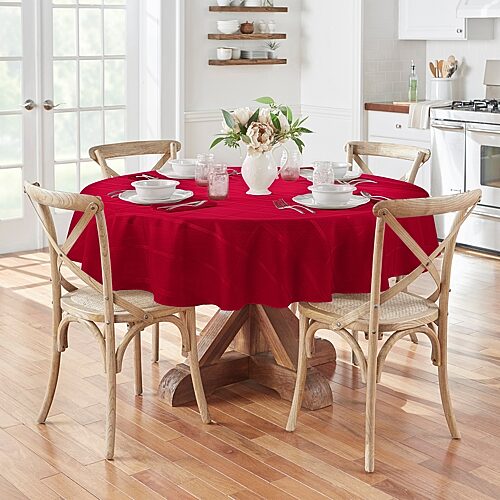 Click here for Elrene Elegance Plaid 60 X 84 Oval Tablecloth - Po... prices