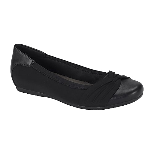 Click here for Baretraps Marcie Womens Round Closed Toe Slip-On S... prices