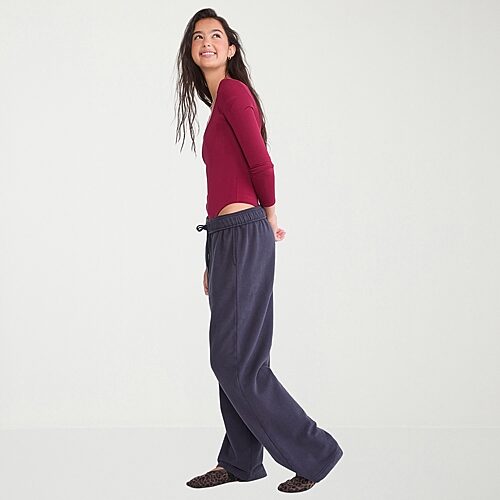 Click here for AEROPOSTALE Womens Juniors Straight Mid Rise Fleec... prices